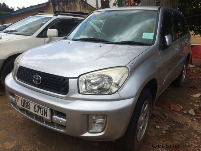 Used Toyota Rav4 | 2002 Rav4 for sale | Kampala Toyota Rav4 sales | Toyota Rav4 Price USh 32m ...