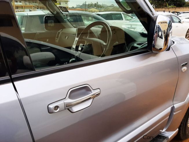 Used Mitsubishi Pjero | 2005 Pjero for sale | Kampala Mitsubishi Pjero ...