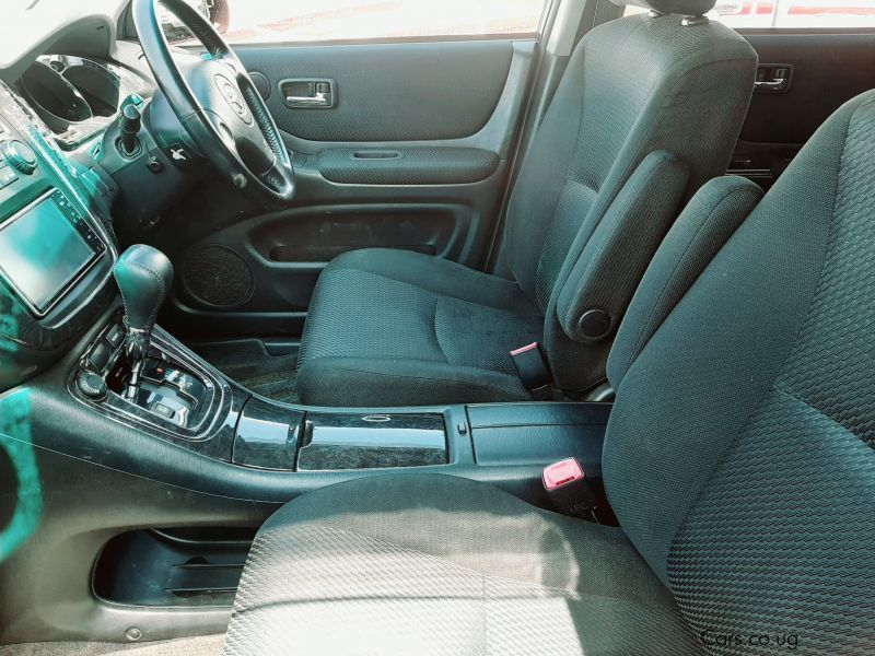 Used Toyota Kaluger | 2007 Kaluger for sale | Kampala Toyota Kaluger ...