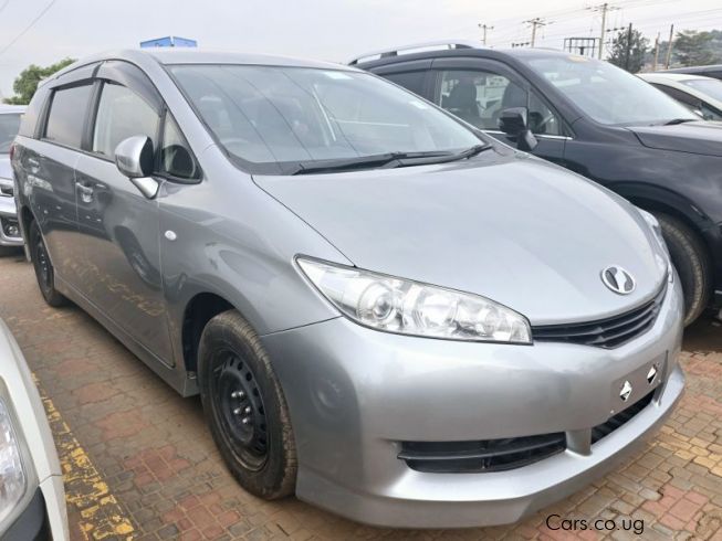 Used Toyota Wish | 2011 Wish for sale | Kampala Toyota Wish sales ...