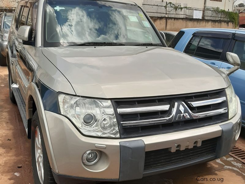 Used Mitsubishi Pjero | 2006 Pjero for sale | Kampala Mitsubishi Pjero ...