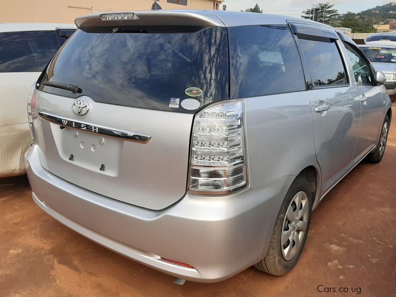 Used Toyota Wish | 2006 Wish for sale | Kampala Toyota Wish sales ...