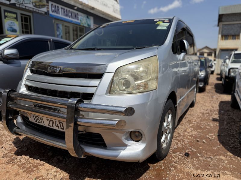 Used Toyota Noah | 2010 Noah for sale | Kampala Toyota Noah sales ...