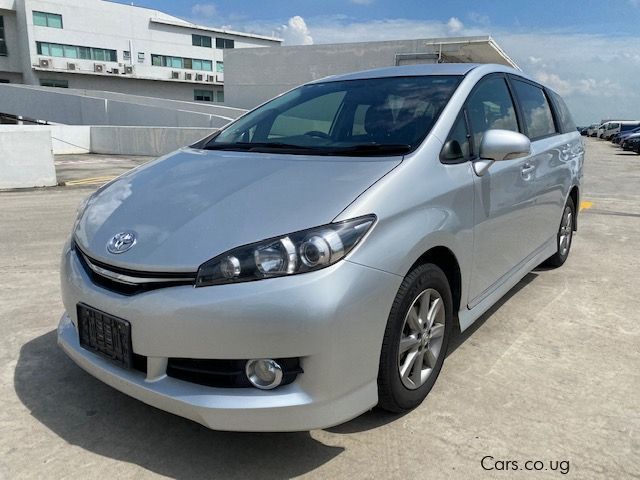 Used Toyota Wish 1.8L CVT | 2014 Wish 1.8L CVT for sale | Kampala ...