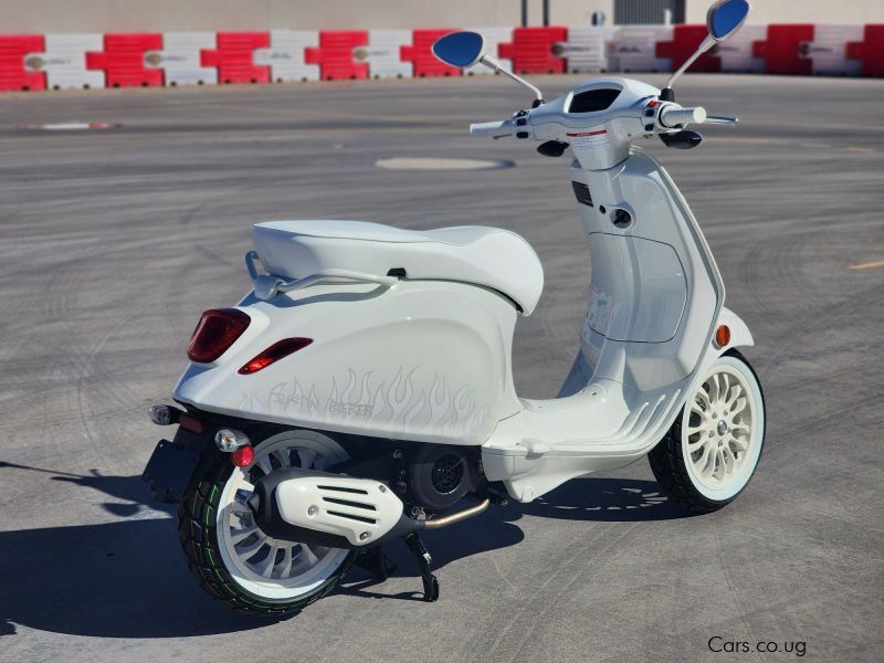 New Piaggio Vespa | 2022 Vespa for sale | Piaggio Vespa sales | Piaggio Vespa Price USh 3.41m ...